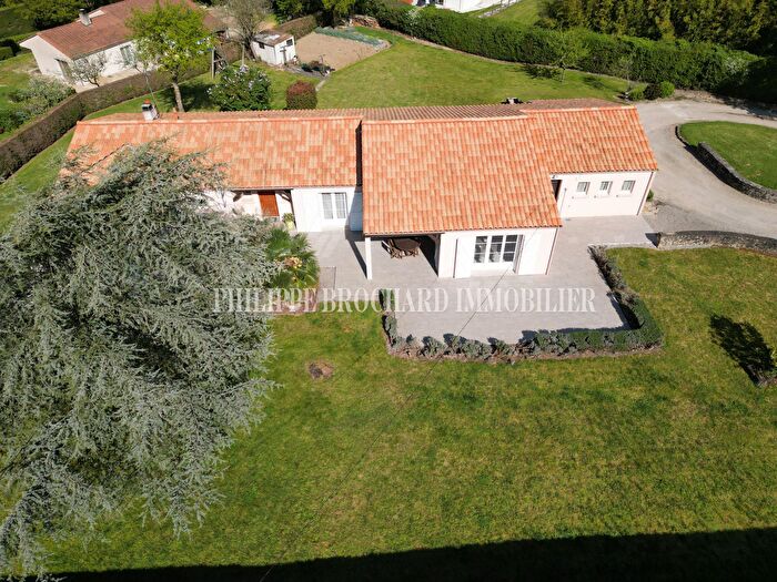 Maison 8 pièces à vendre - Le Poiré-sur-Vie