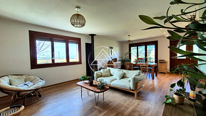 Maison à vendre - Moissieu-sur-Dolon - 4 pièces - 3 chambres