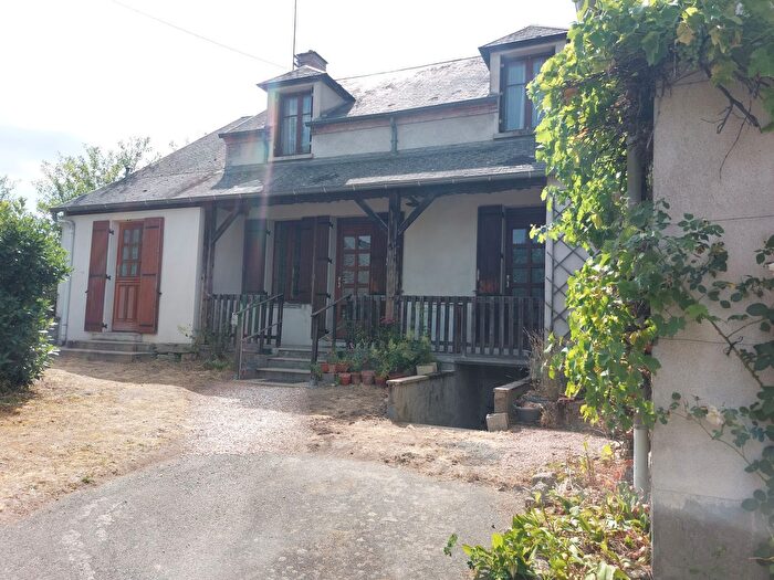 Maison à vendre - Saint-Silvain-Bas-le-Roc - 5 pièces - 2 chambres
