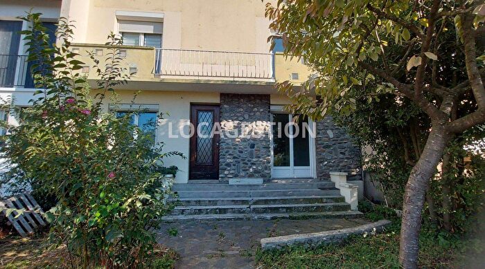 Maison à louer - Minimes, Toulouse - 5 pièces - 3 chambres