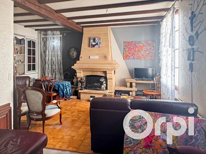 Tarascon, Centre-ville, Château, Condamine - Maison 4 pièces à vendre