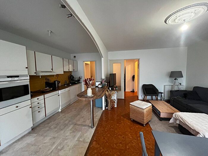 Appartement à louer - Centre, Angers - 4 pièces - 3 chambres