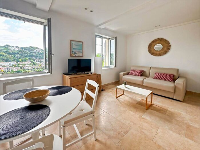 Village-Saint Julien-Saint Pierre, Biot - Appartement 1 pièce à louer