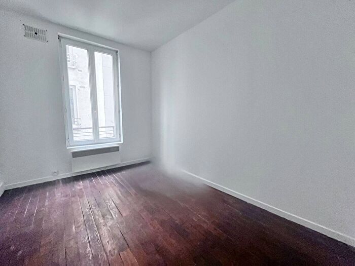 Appartement à louer - Cité Pierre et Marie Curie, Ivry-sur-Seine - 2 pièces - 1 chambre