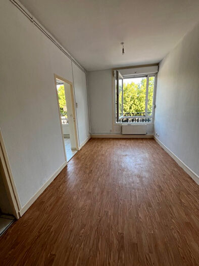 Reims, Courlancy, Porte de Paris, Bois d'Amour : Appartement 2 pièces à louer