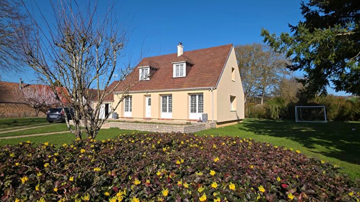 Maison à vendre - Nogent-le-Roi - 6 pièces - 5 chambres