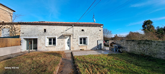 Maison à vendre - Saint-Fort-sur-Gironde - 7 pièces - 3 chambres