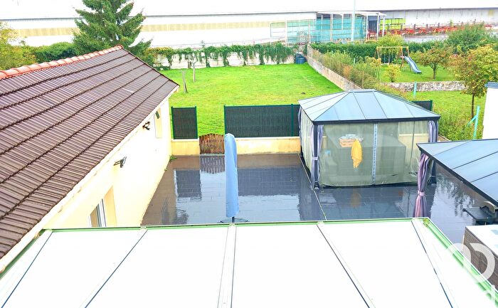 Maison à vendre - Nogent-le-Rotrou - 8 pièces - 3 chambres