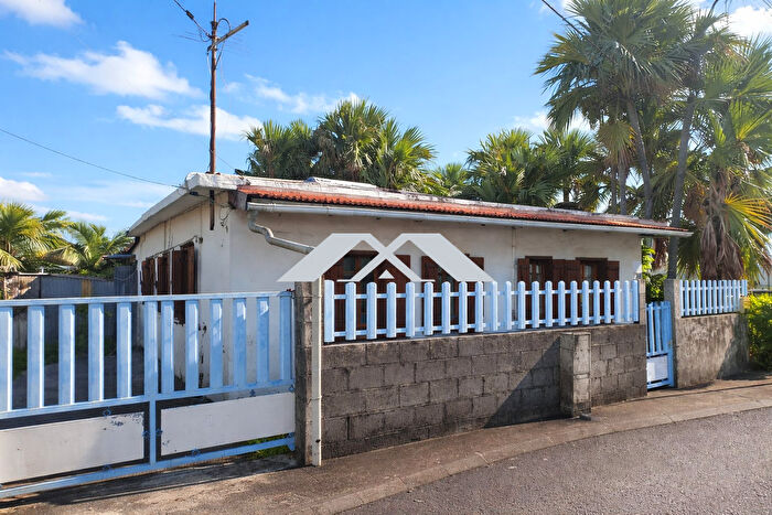Saint-Joseph, Le Butor, Stade : Maison 4 pièces à vendre