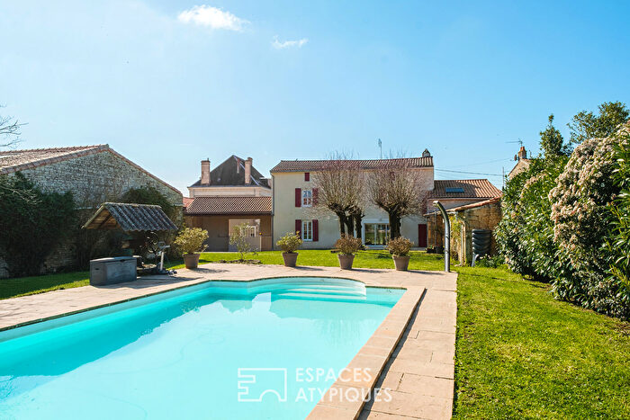 Maison à vendre - La Crèche - 7 pièces - 4 chambres