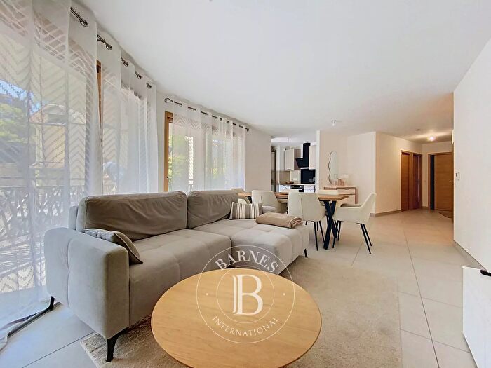 Appartement 4 pièces à louer - Évian-les-Bains