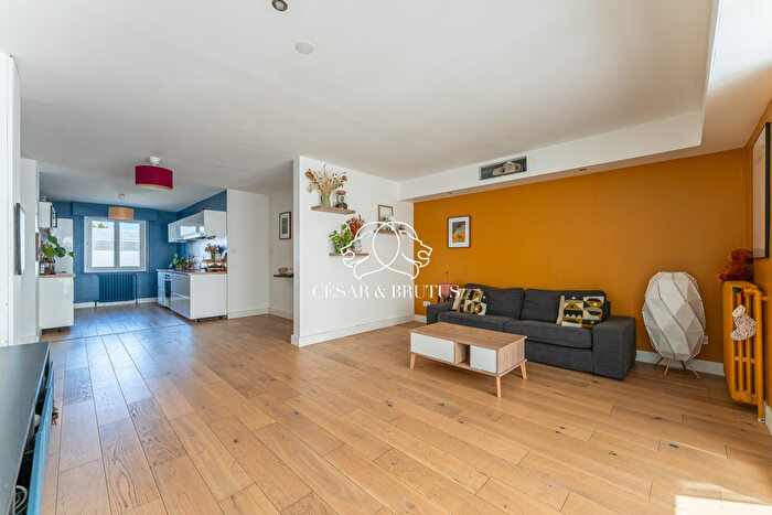 Appartement 4 pièces à vendre à Villeurbanne, Zola, Pressence
