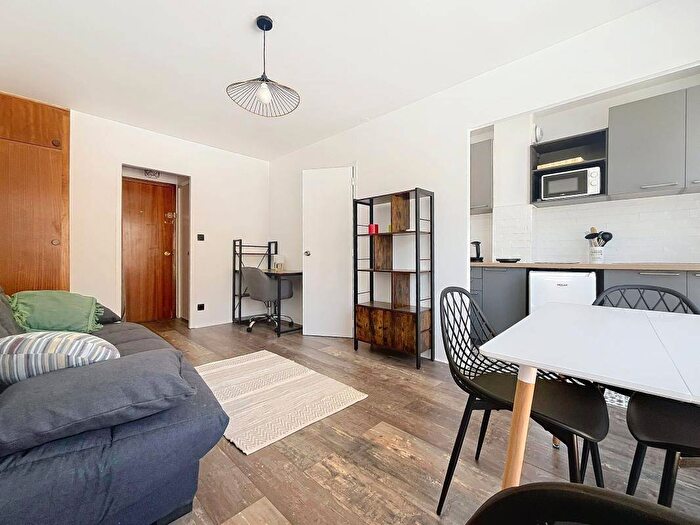 Bondonville-Scarpone-Libération, Nancy : Appartement 1 pièce à louer
