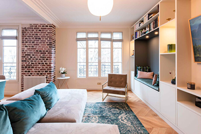 Appartement à vendre - Paris e , Bel-Air, Nord - 4 pièces - 3 chambres