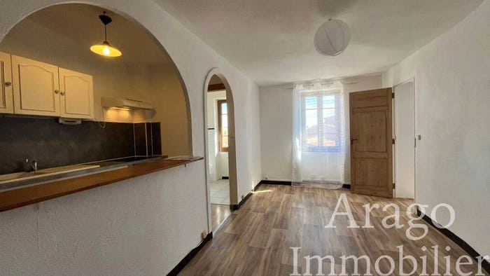 Secteur Centre, Rivesaltes : Appartement 2 pièces à louer