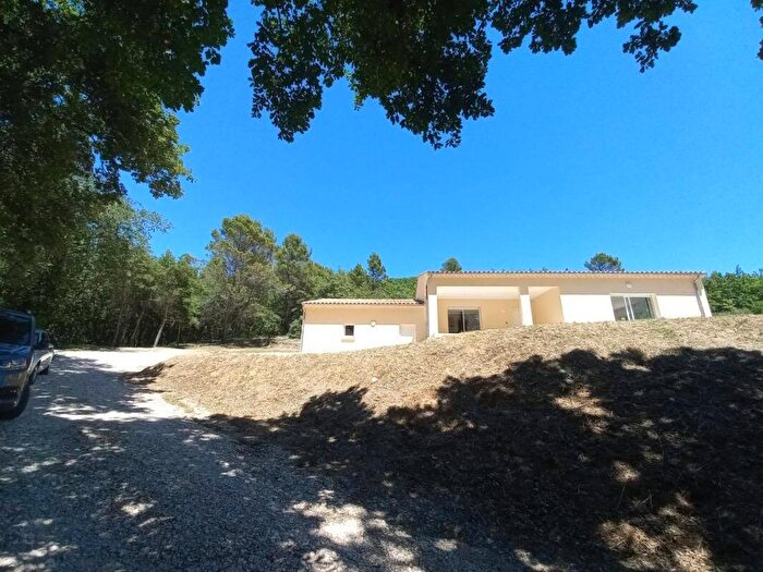Maison 4 pièces à Saint-Montan, à louer