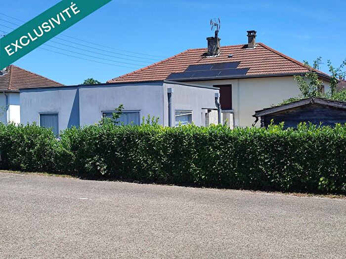 Maison à vendre - Tavaux - 6 pièces - 4 chambres