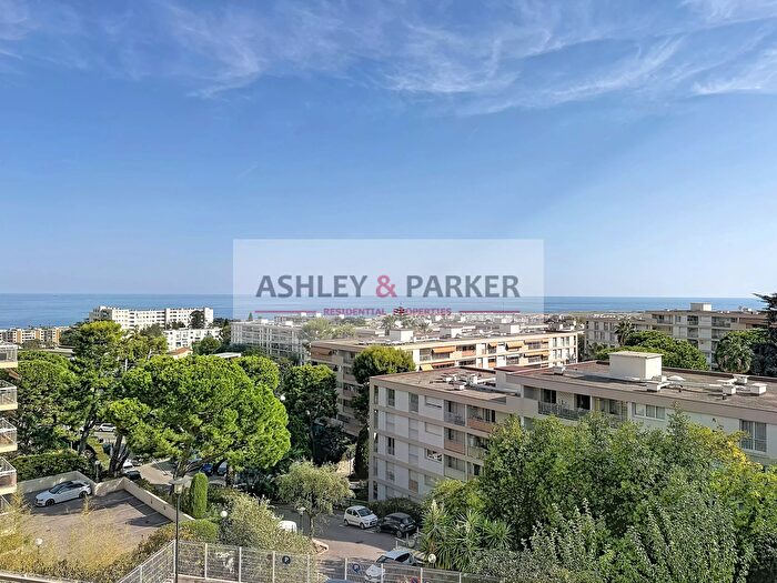 Appartement 3 pièces à Nice, Caucade, à vendre