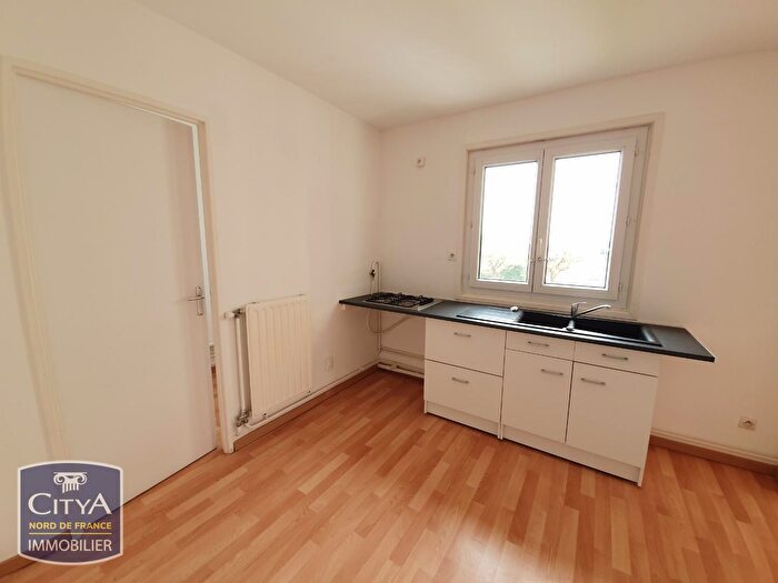 Appartement 4 pièces à Petite-Forêt, à louer