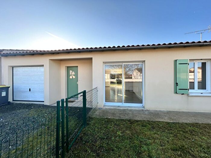 Maison à vendre - Coulon - 5 pièces - 3 chambres