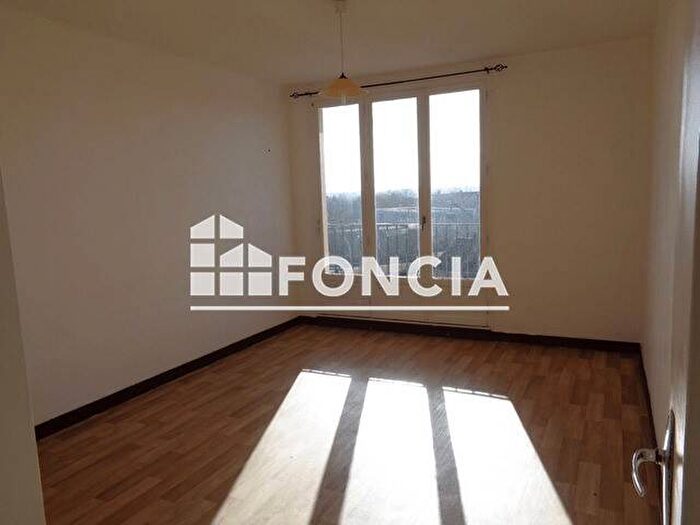 Appartement à louer - Bâtes-Sainte Ève, Dreux - 2 pièces - 1 chambre