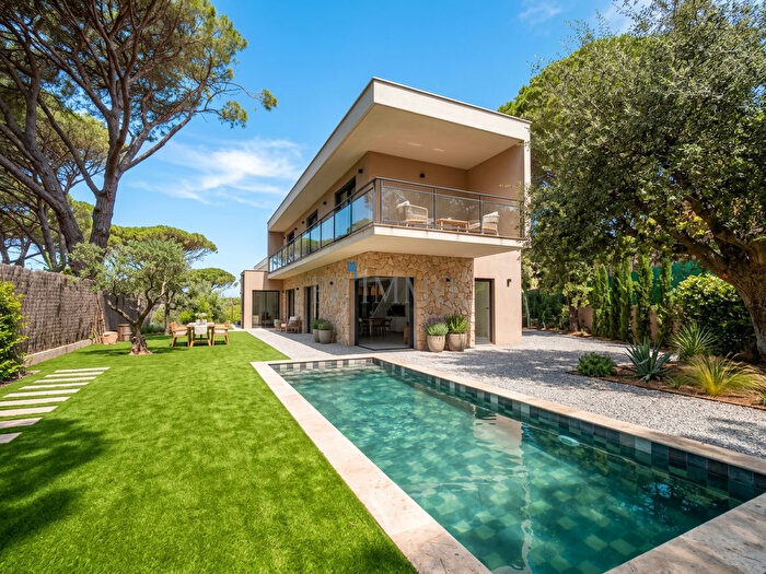 Maison 5 pièces à Saint-Raphaël, à vendre