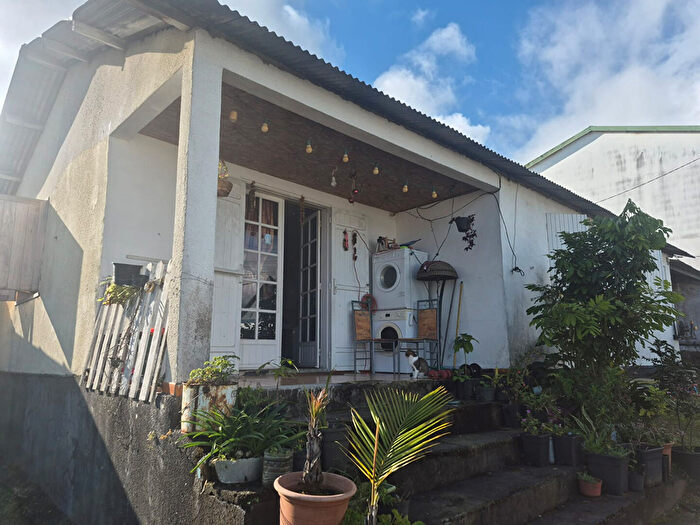 Le Tampon, Onzième, Douzième : Maison 3 pièces à vendre