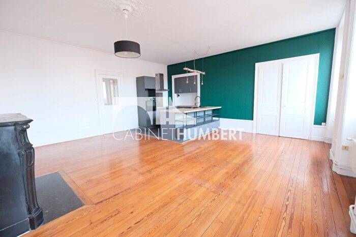 Appartement à louer - Saint-Étienne, Centre-ville, Peuple, Chavanelle - 3 pièces - 2 chambres