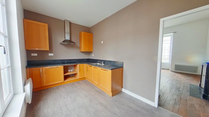 Appartement à louer - Poitiers, Centre-ville - 3 pièces - 1 chambre