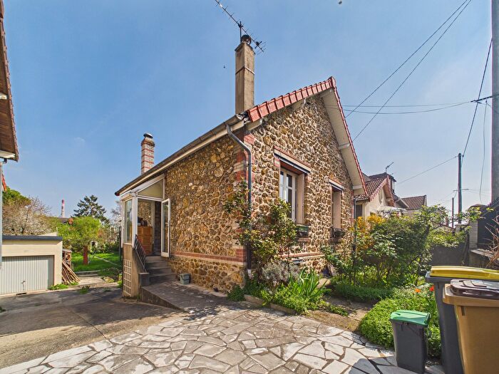 Maison à vendre - Vitry-sur-Seine, Paul Forment, La Ferme - 5 pièces - 4 chambres