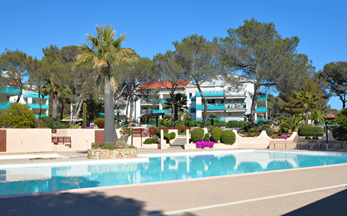 Appartement à vendre - Saint-Raphaël, Boulouris - 3 pièces - 2 chambres