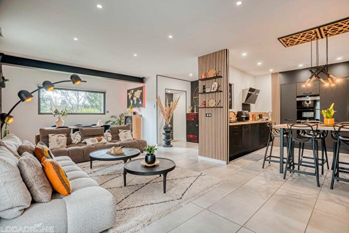 Villeneuve-sur-Lot, Saint-Etienne : Maison à vendre