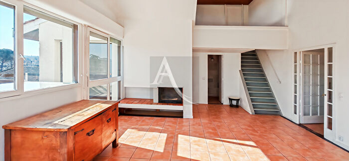 Appartement à vendre - Villeneuve-sur-Lot, Saint-Etienne - 4 pièces - 2 chambres