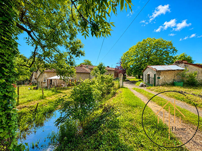 Maison 5 pièces à vendre à Péreuil