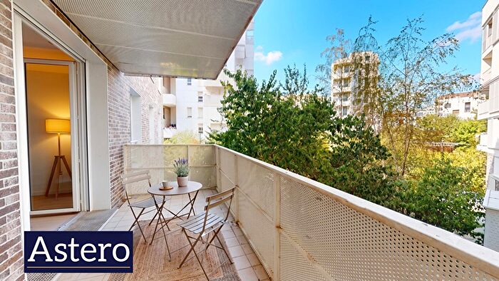 Asnières-sur-Seine, Gresillons, Voltaire - Appartement 1 pièce à vendre