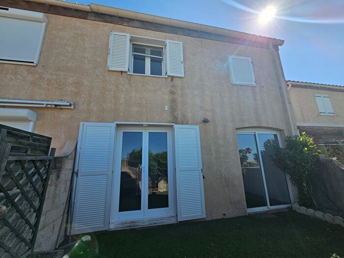 Maison 4 pièces à Saint-Vallier-de-Thiey, à vendre
