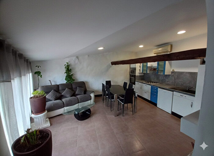 Maison à vendre - Gonfaron - 4 pièces - 3 chambres