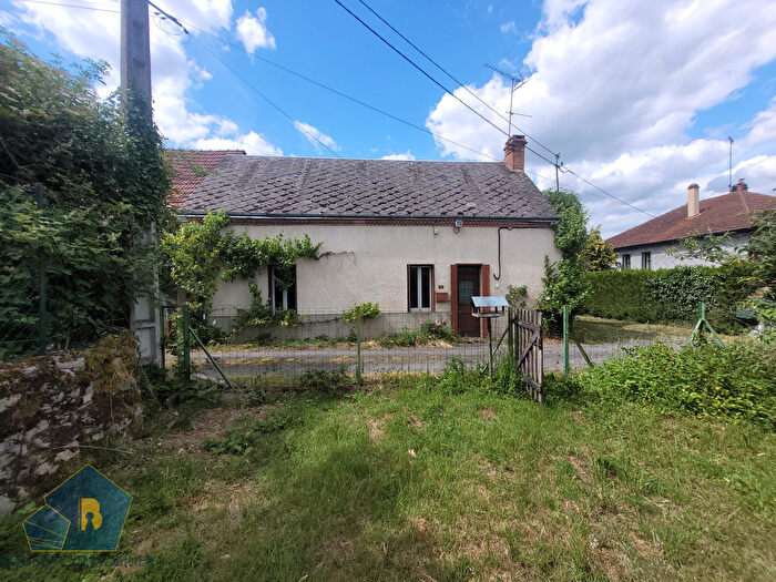Maison 3 pièces à Saint-Silvain-Bas-le-Roc, à vendre