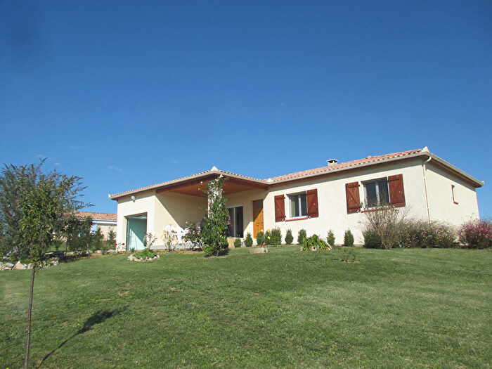 Maison 4 pièces à louer à Saint-Cirq