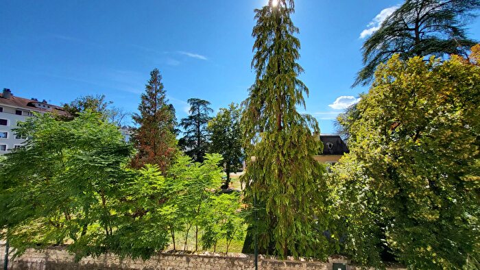 Appartement à louer - Annecy, Parmelan, Albigny - 3 pièces - 2 chambres