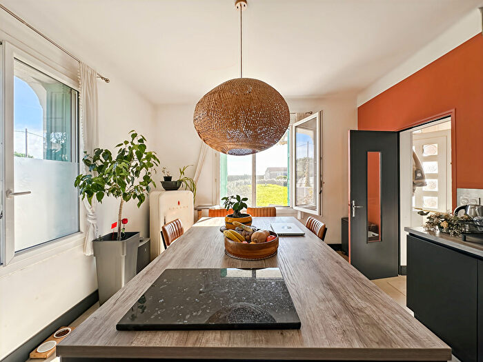 Maison à vendre - Rognonas - 4 pièces - 3 chambres