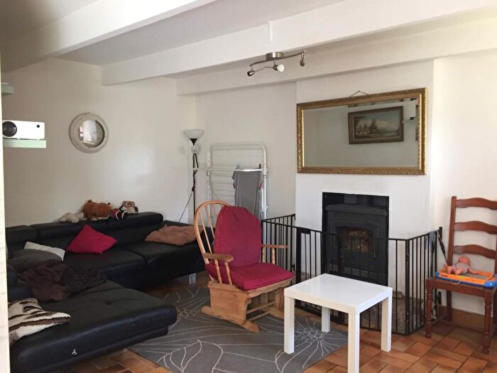 Maison à vendre - Lampaul-Guimiliau - 4 pièces - 2 chambres