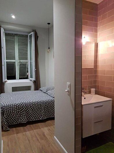 Saint-Pierre-De-Féric, Nice : Appartement 1 pièce à louer