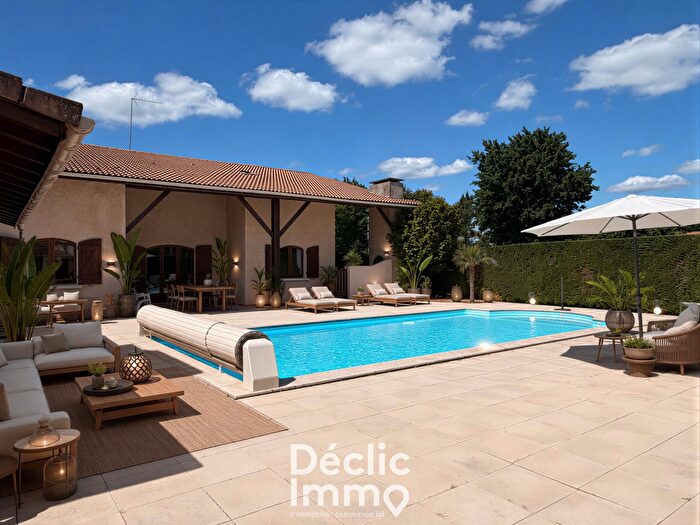 Maison 7 pièces à Arès, à vendre
