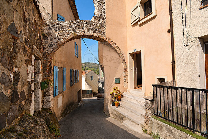 Maison 4 pièces à Villeneuve-Loubet, Les Hauts de Vaugrenier, Les Maurettes, Vaugrenier, à vendre