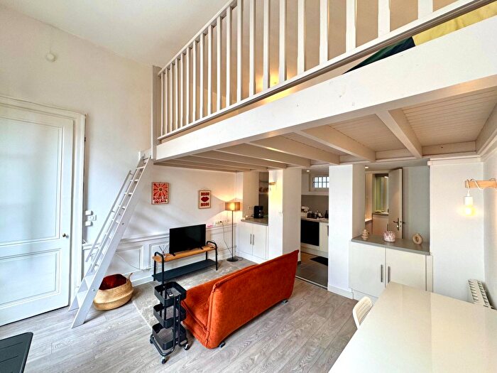 Appartement 1 pièce à Saint-Étienne, Centre-ville, Peuple, Chavanelle, à louer