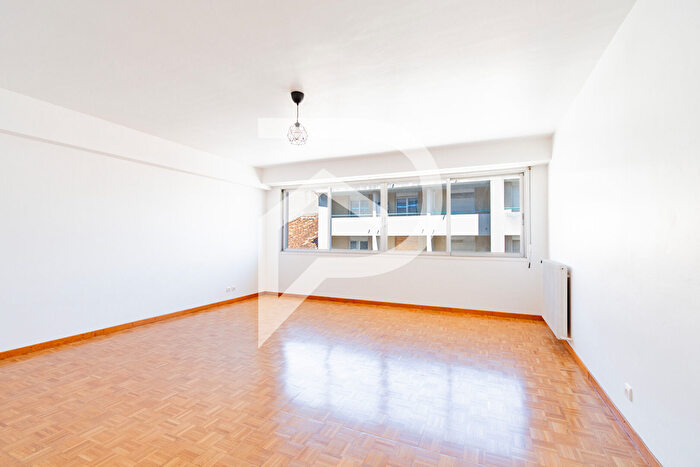 Appartement 4 pièces à louer à Marseille e, Le Camas