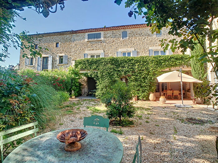 Moussac - Maison 10 pièces à vendre