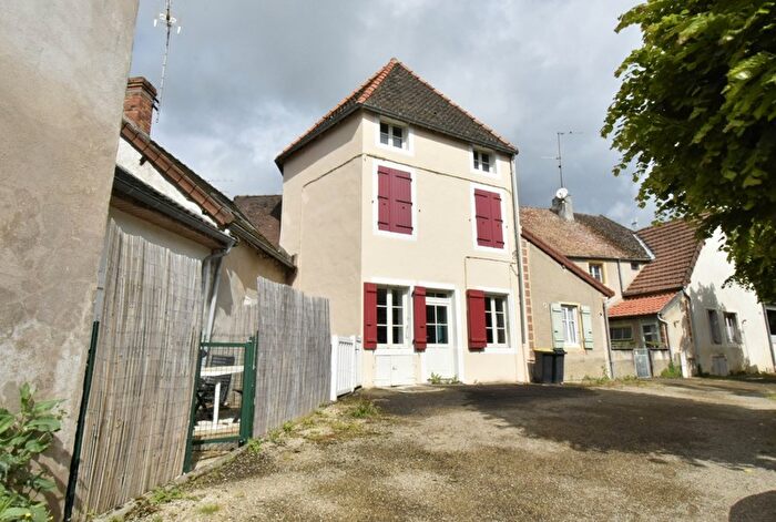 Maison à vendre - Givry - 4 pièces - 2 chambres