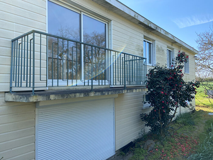 Maison à vendre - Saint-Germain-sur-Moine - 7 pièces - 6 chambres